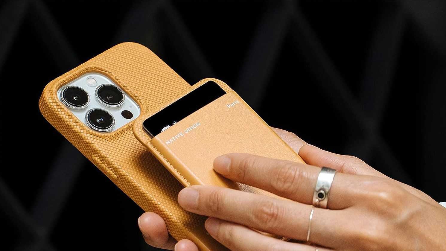 Does MagSafe Wallet Work with a Case? - MagSafeHub Does MagSafe Wallet Work with a Case? - MagSafeHub